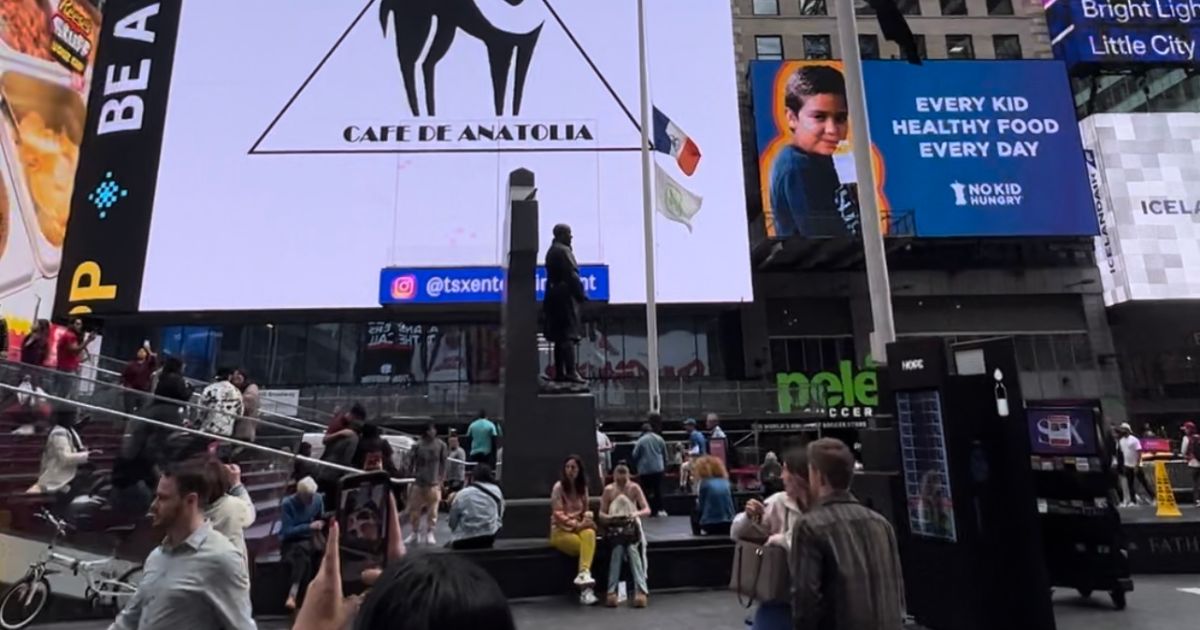 Cafe De Anatolia (CDA Records) Takes Over Times Square, New York, USA ...